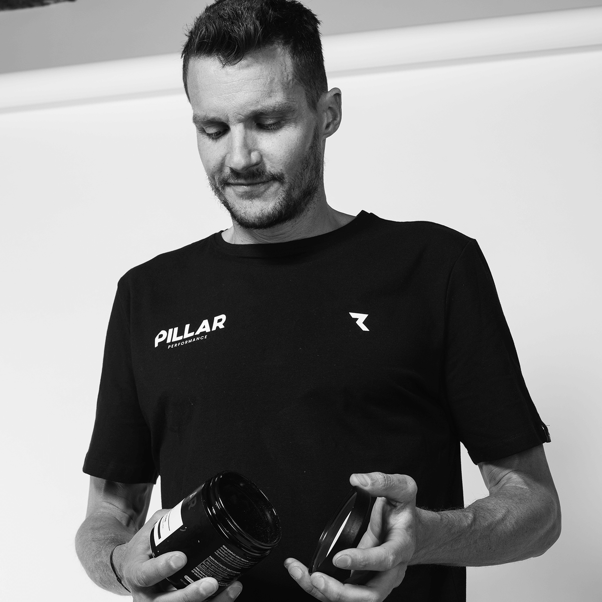 MOTION ARMOUR – PILLAR Performance UAE